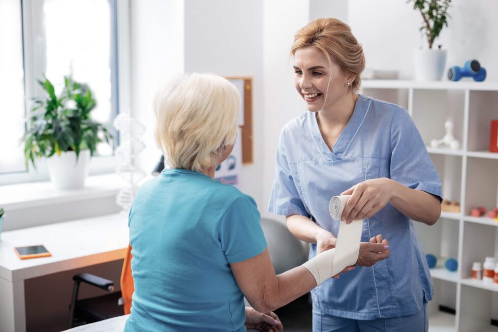 Understanding the Role of a Personal Care Aide in Daily Life | Healing ...